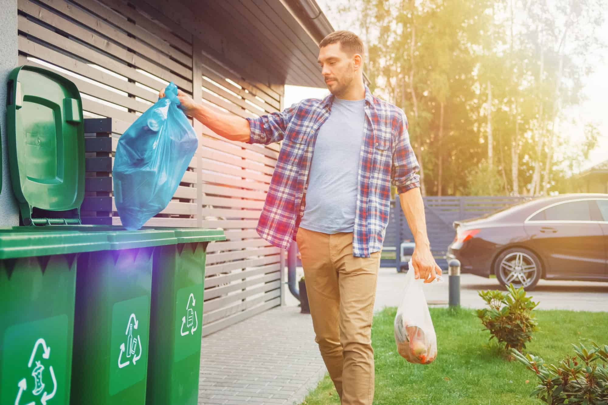 11 things adults do that felt absurd as teenagers