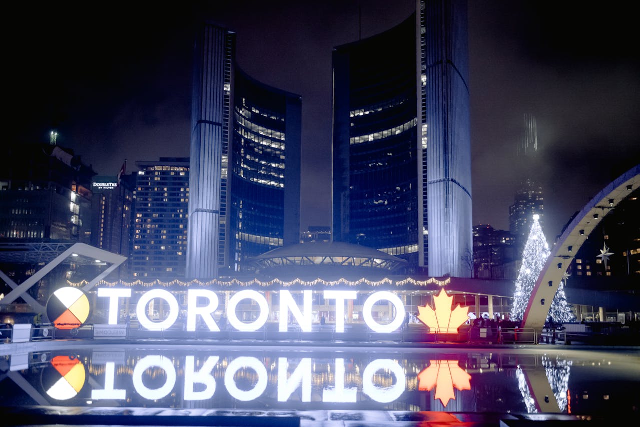 Toronto 2050: Projected to be bigger than New York—Will it rule North ...