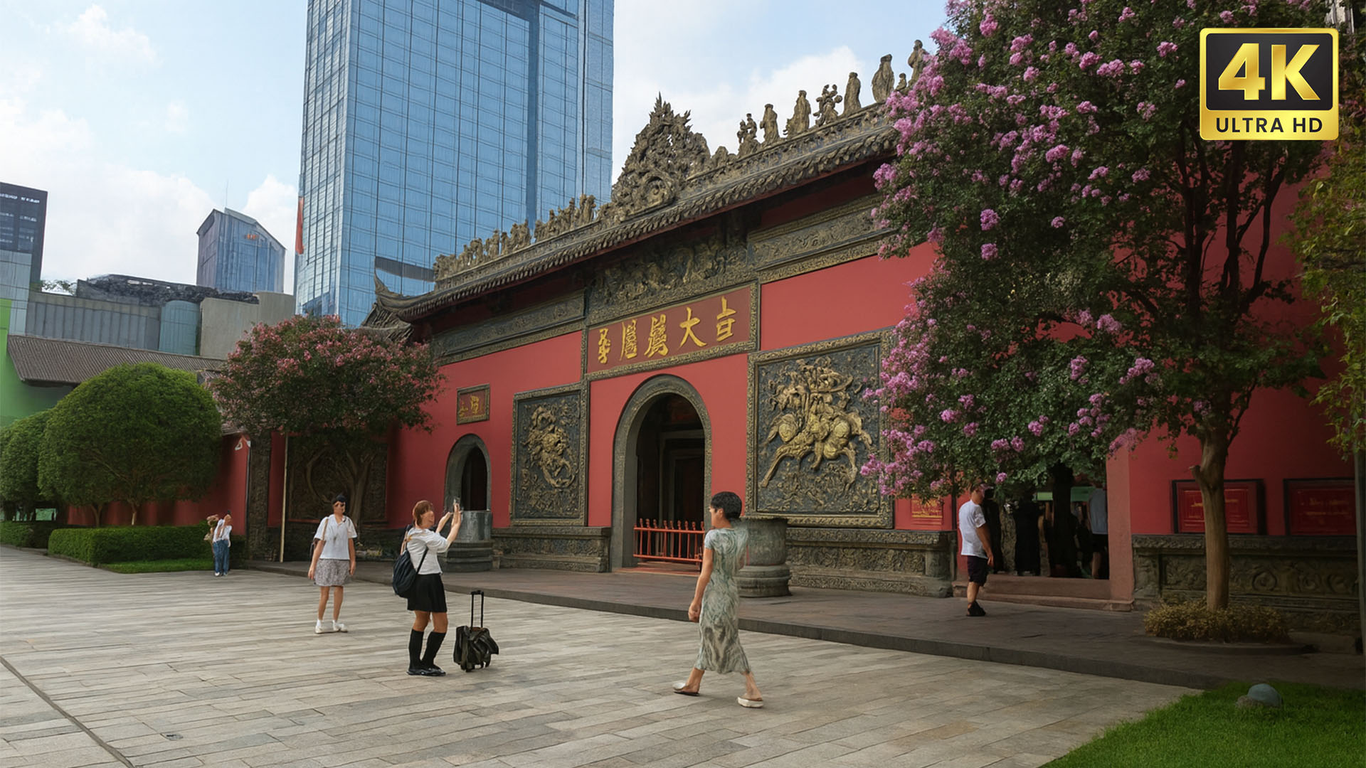 Paseo por zonas comerciales animadas de Chengdu, China en 4K