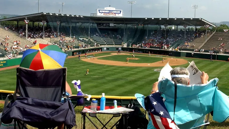 Where is the Little League World Series played? Location, field size ...
