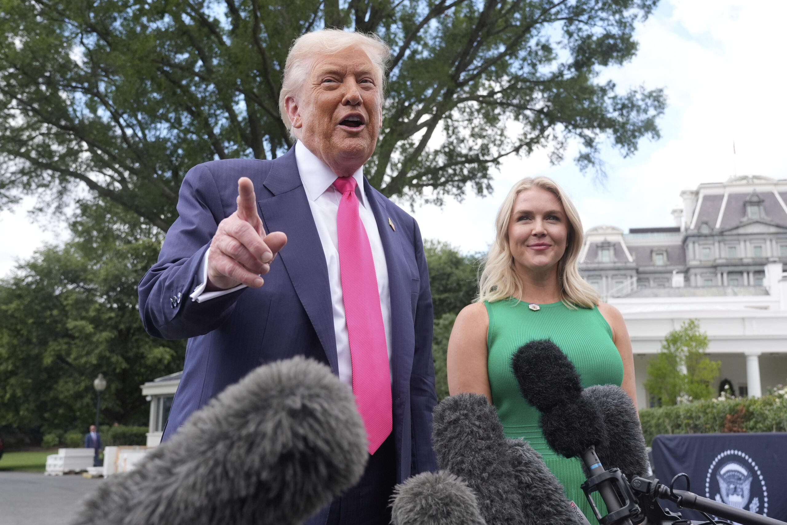 ‘She Is on Offense!’ Mark Halperin Showers Trump Spox Karoline Leavitt ...