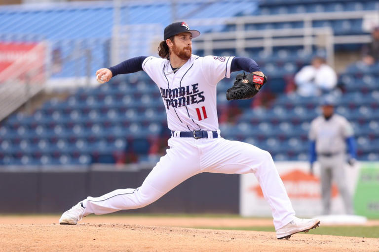 Mets calling up top pitching prospect Nolan McLean to start in Frankie ...