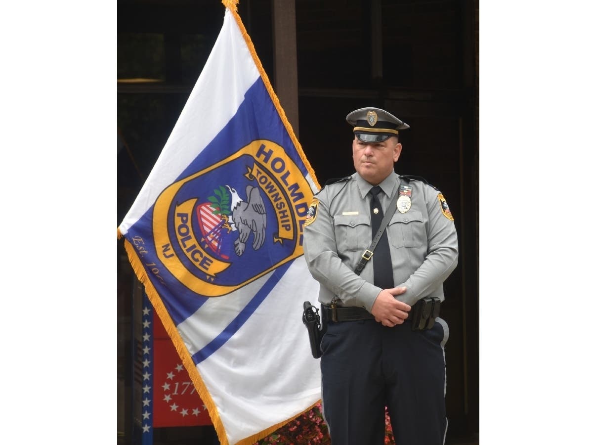 Holmdel Police Lieutenant Retires After 31 Years Of Service