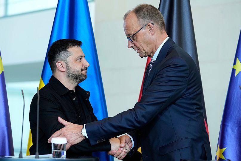 'Putin is bluffing,' Zelenskyy tells Trump as European leaders push for ...