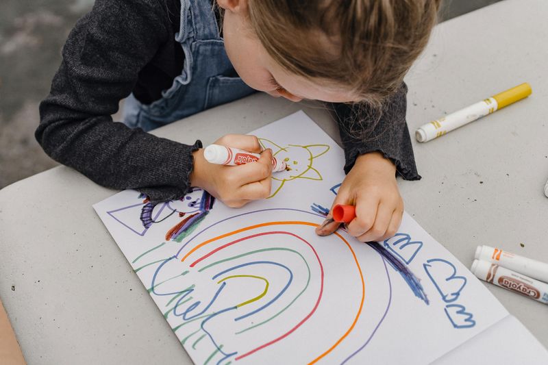 10 Signs Your Child Might Be Gifted, According to Neuroscience