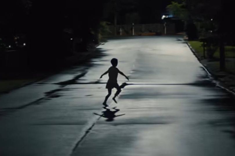 Here's the scary reason the kids in Weapons run with their arms out ...