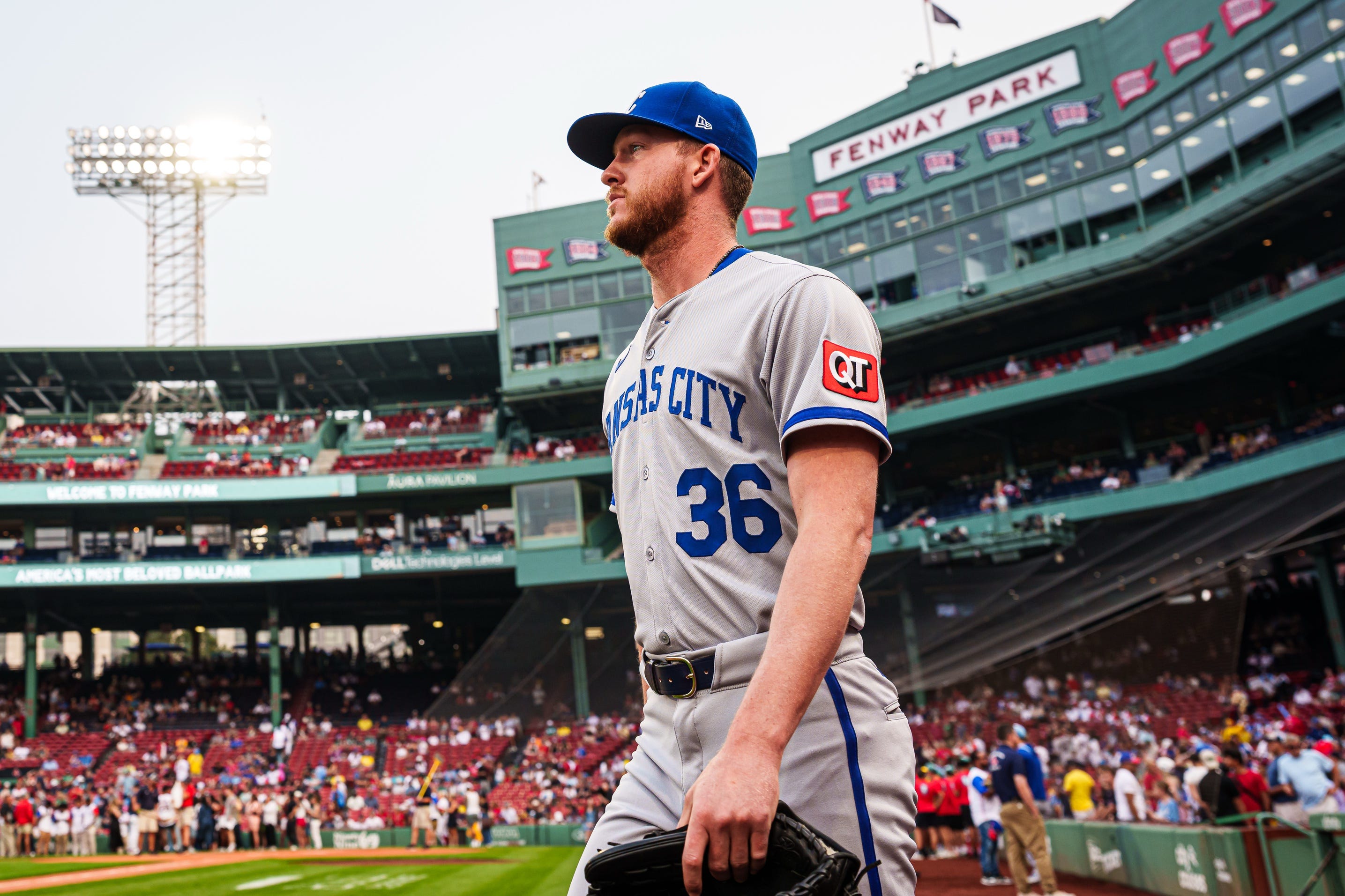 Former Pirates starter Falter moved to Royals bullpen