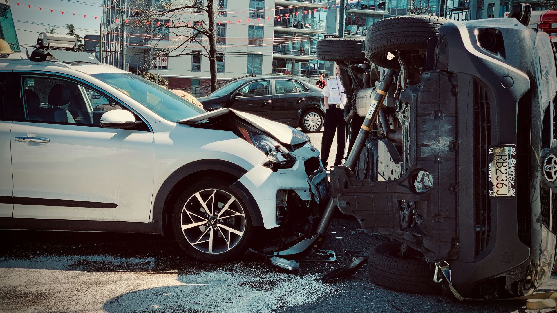 10 Signs Of A Terrible Car Insurance Company & 10 Signs Of A Good One