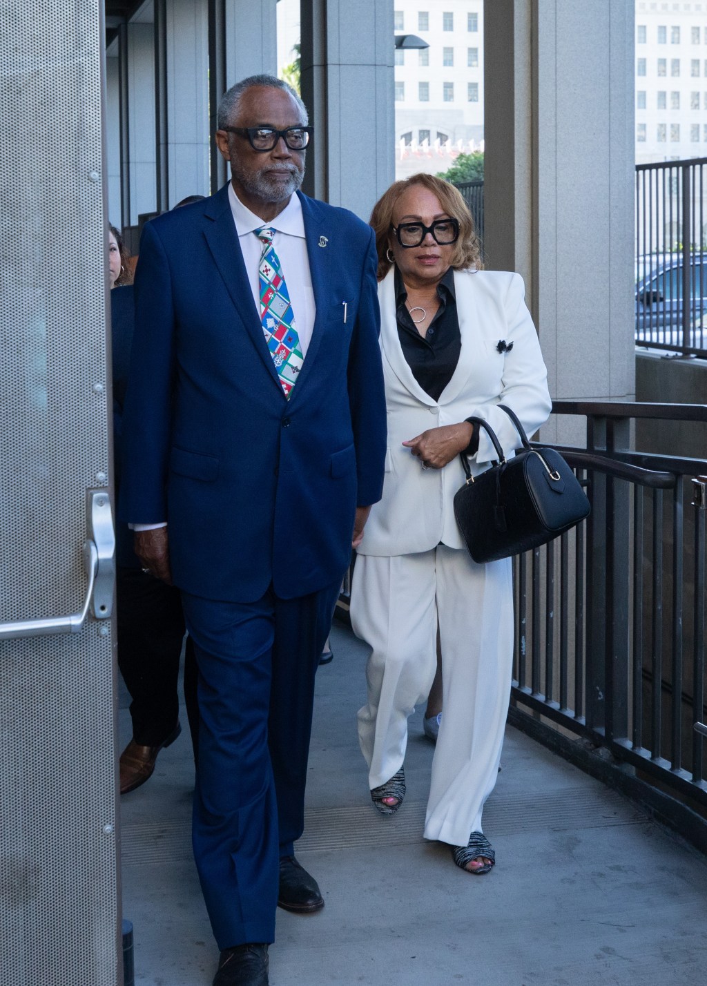 Los Angeles councilman slapped with corruption charges for allegedly ...