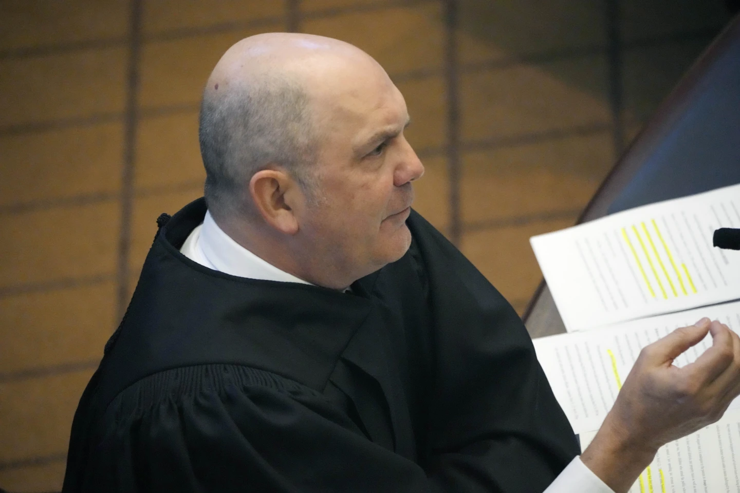 Trump nominates two Mississippi judges for federal court