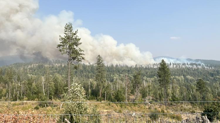 All evacuations lifted for Sunset fire burning near Athol