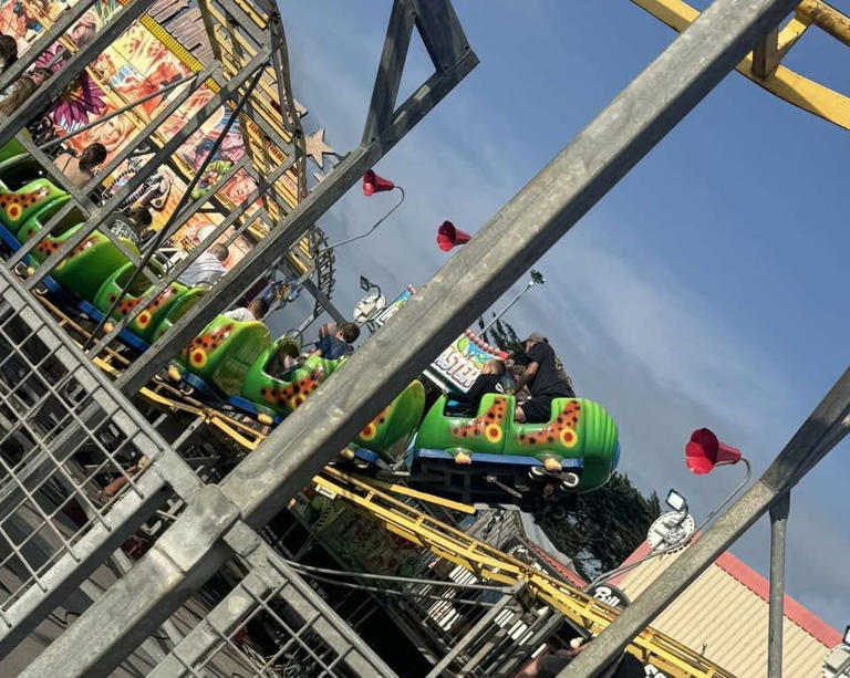 13 children injured after wacky worm ride derails