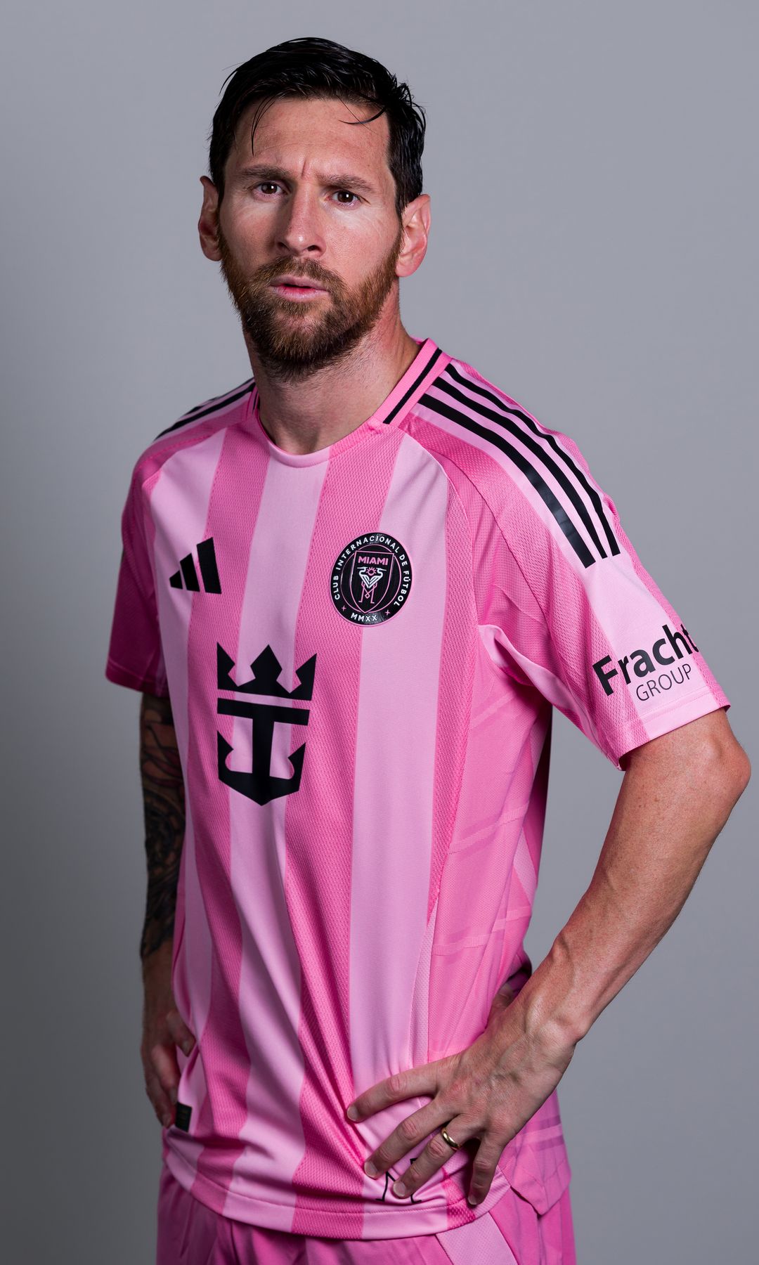 Famous Lefties and fascinating facts about being left-handed