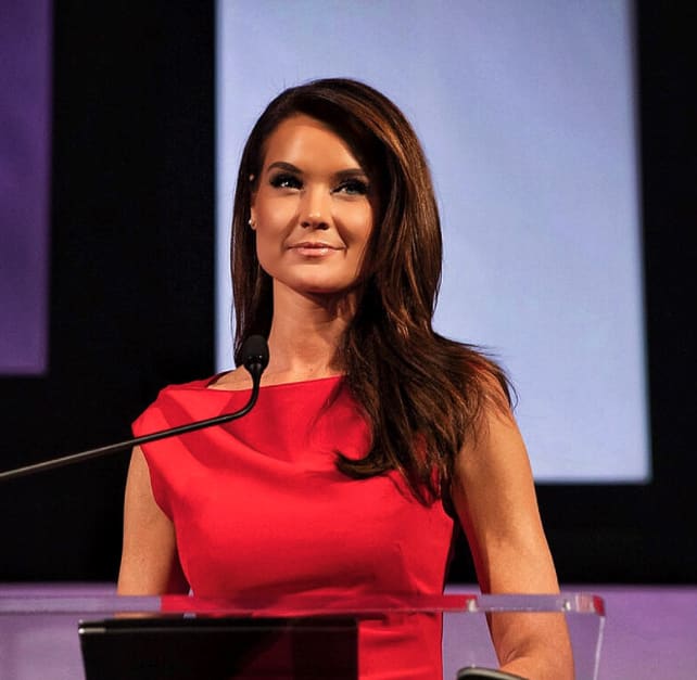 Disgraced news anchor admitted to COVID fraud scheme in text to hubby ...