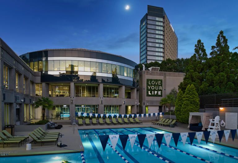 Life Time Perimeter opens at former Concourse Athletic Club site