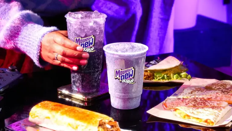 Taco Bell Adds First New Baja Blast Flavor in 20 Years: The Purple ...