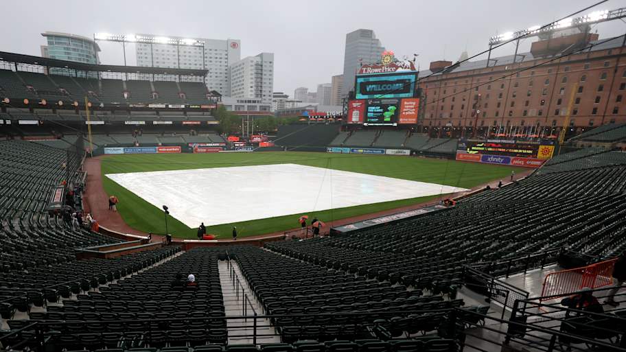 Mariners-Orioles start time: Rain delay updates from Camden Yards