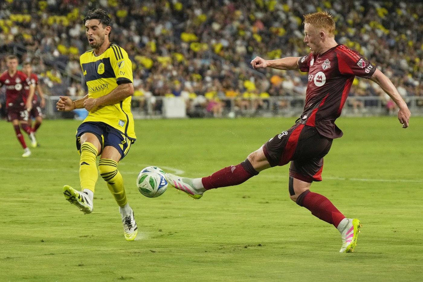Le CF Montréal obtient Matty Longstaff du TFC, en retour de Jules ...