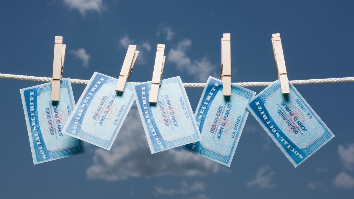 Social Security's 2026 COLA Letters Arriving in December-What to Know