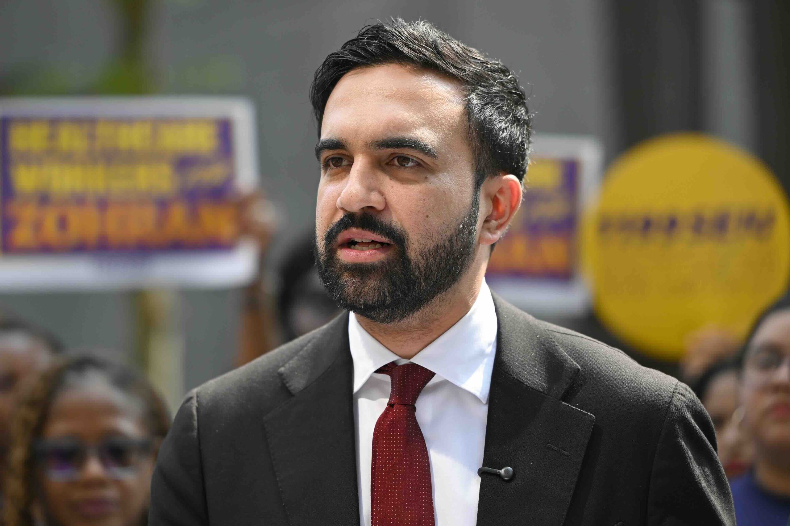 AOC Calls for Democratic Support for Zohran Mamdani