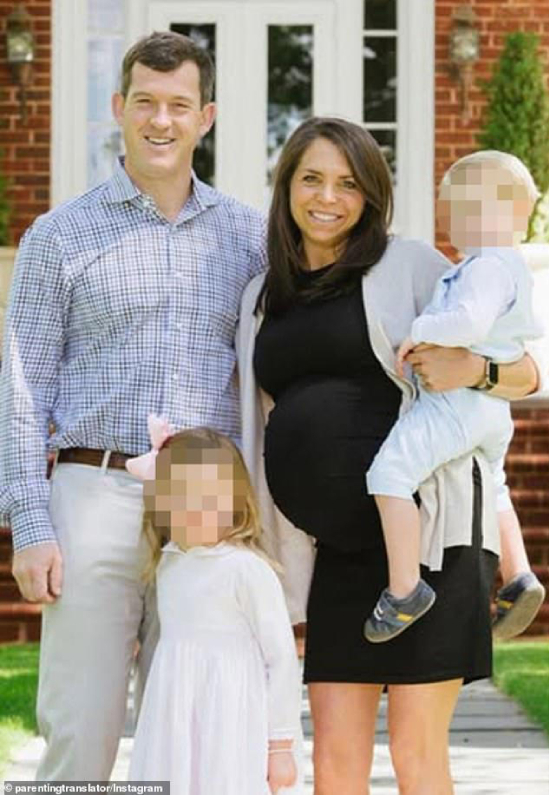 Con trai tỷ phú Mỹ bỏ vợ và 4 con, cặp kè với bảo mẫu 9X