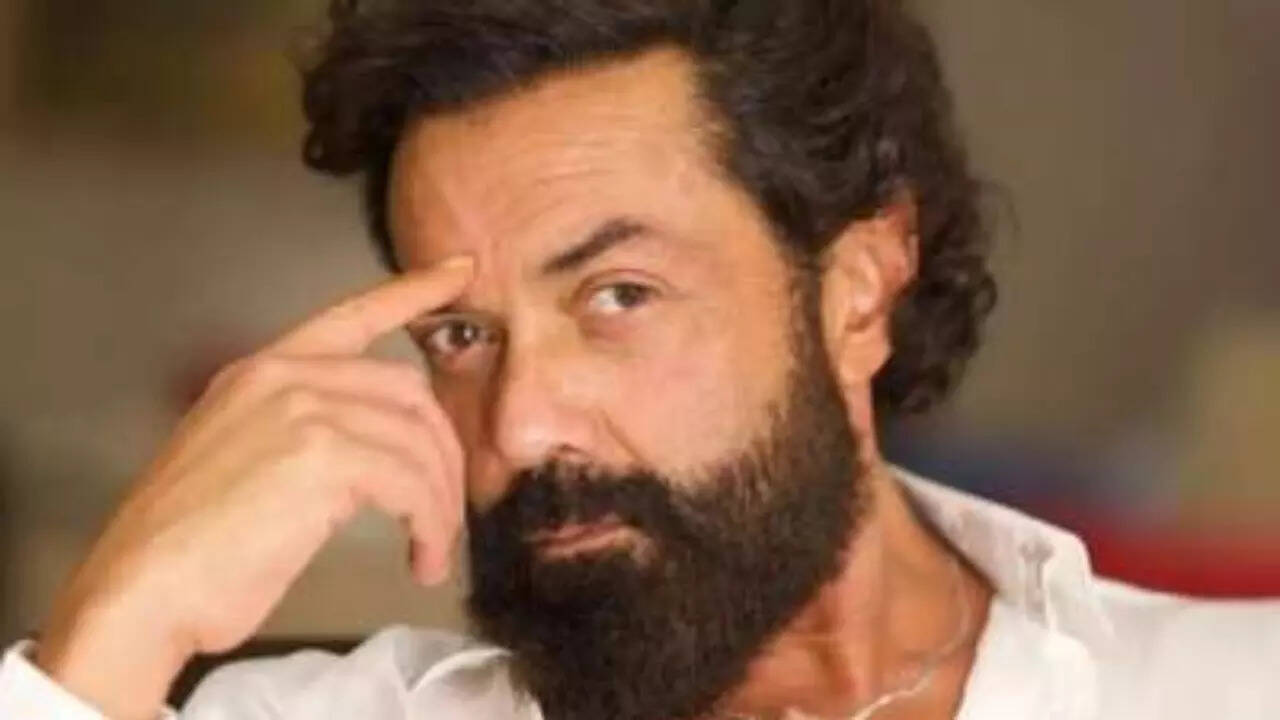 'War 2' post-credit scene LEAKED; Bobby Deol’s alpha villain look sends ...