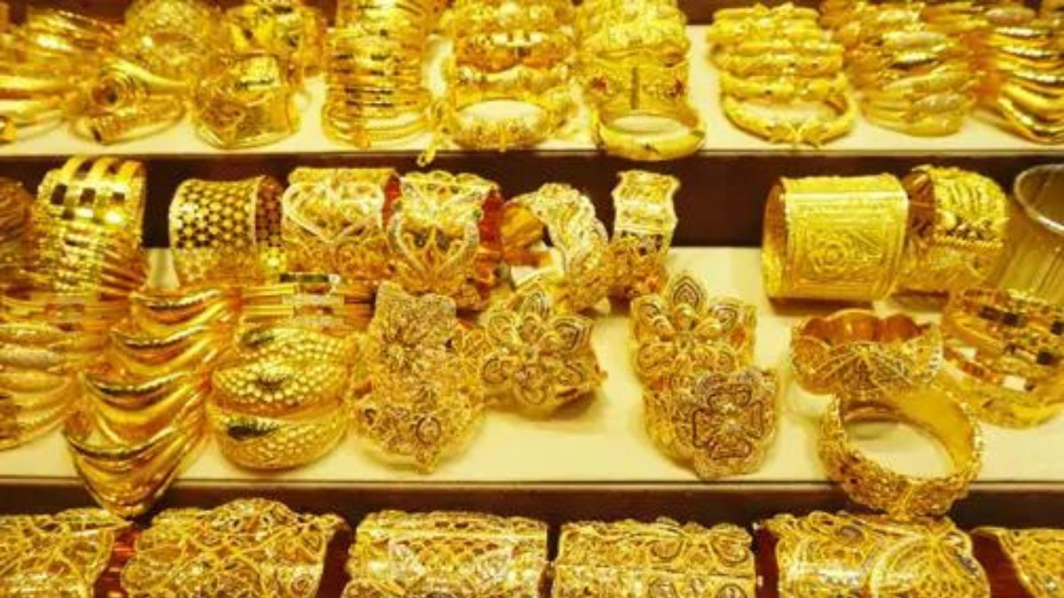 Gold Prices Hold Steady; Lucknow Records Slight Increase In Rates