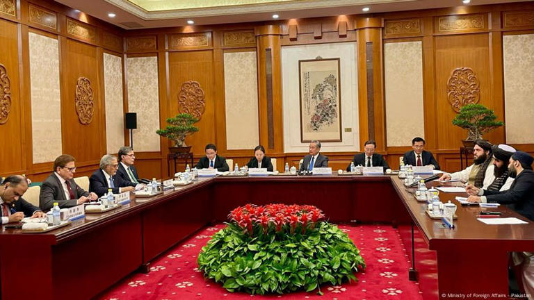 Pakistan: Schwieriger Umgang mit dem Taliban-Regime in Afghanistan