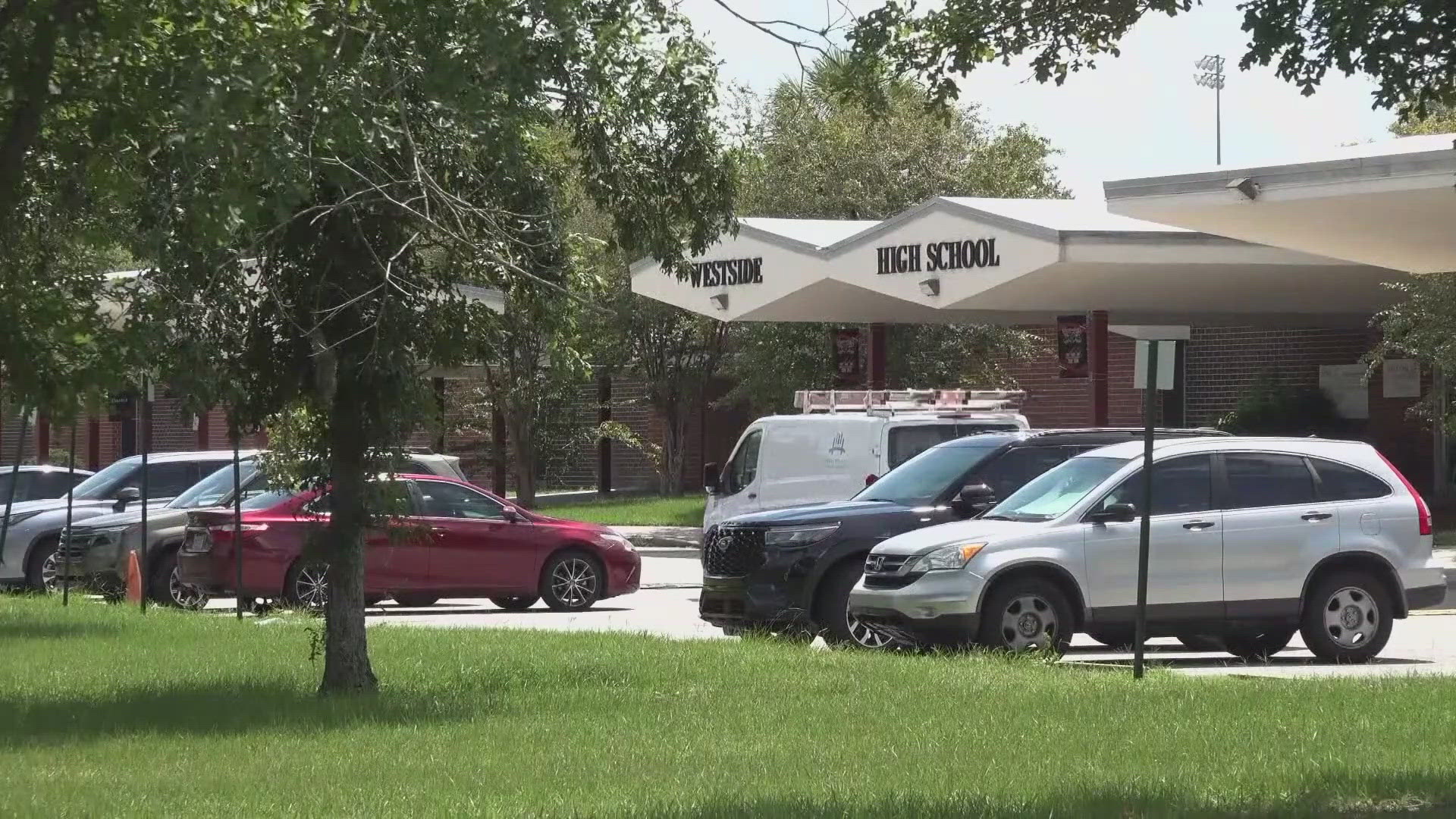 'I just want my education': Student says Westside High uniform ...