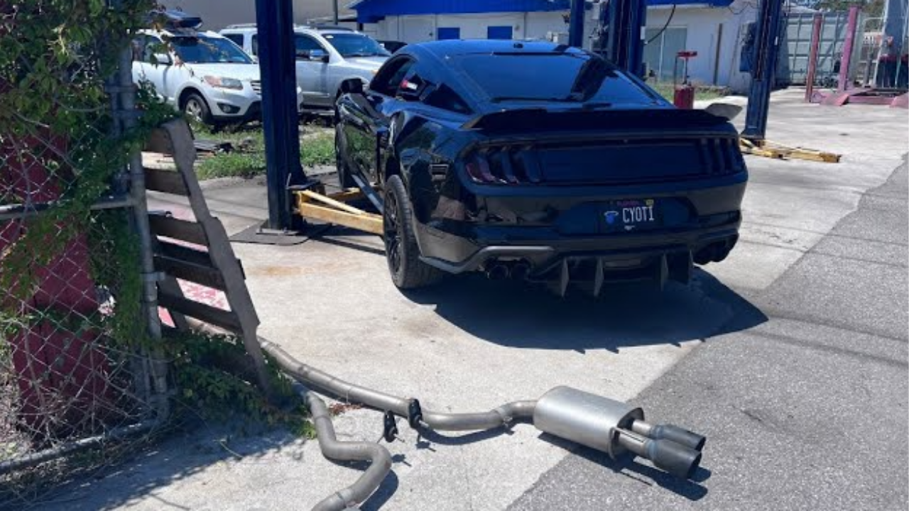 Corsa Xtreme Paired With Catless Long Tube Headers – The Loudest ...