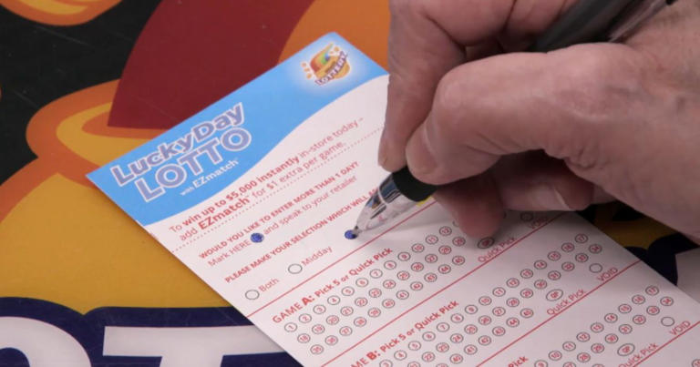 Suburban liquor store sells $400K winning lottery ticket
