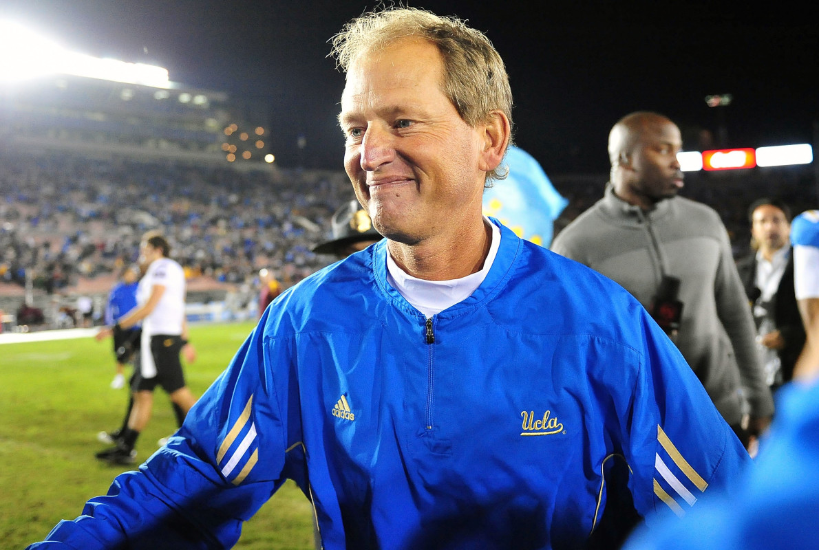 Rick Neuheisel Predicts Top-10 Upset in Week 1 of College Football