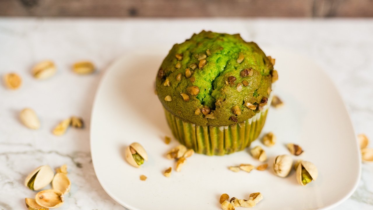 17 recipes that show pistachio is taking over the fall food scene