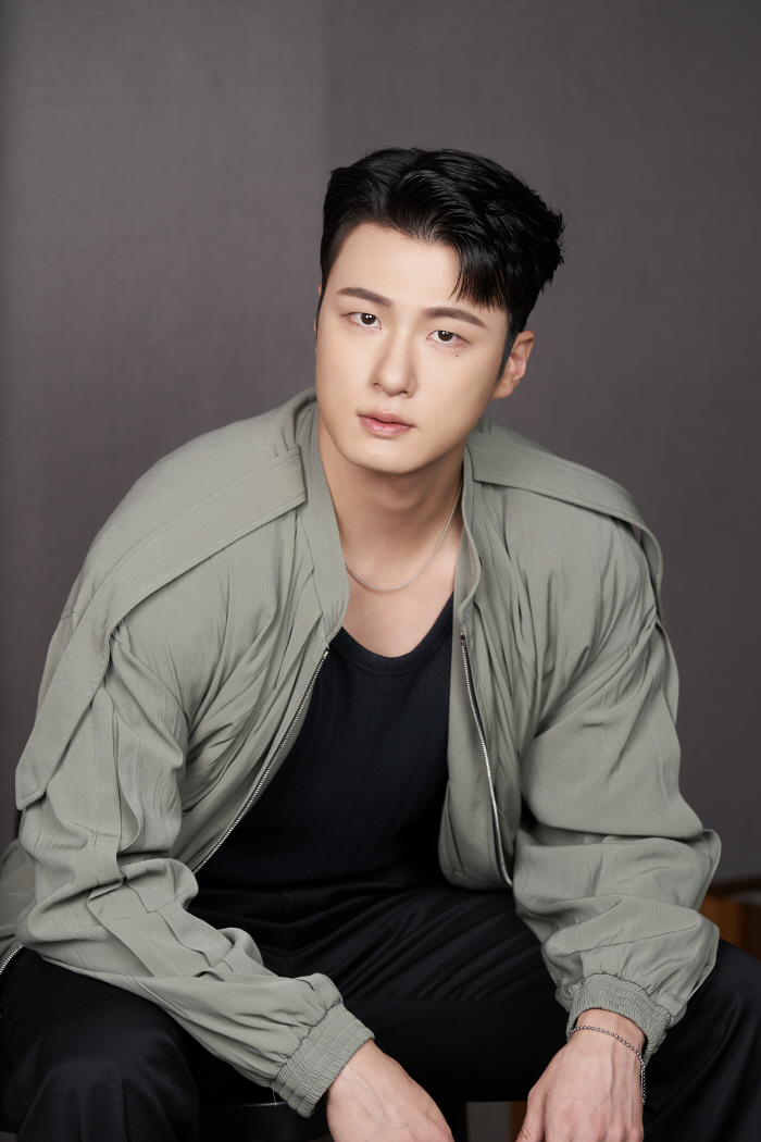 Shin Seung-ho is exempted from the military due to the ruptured ...