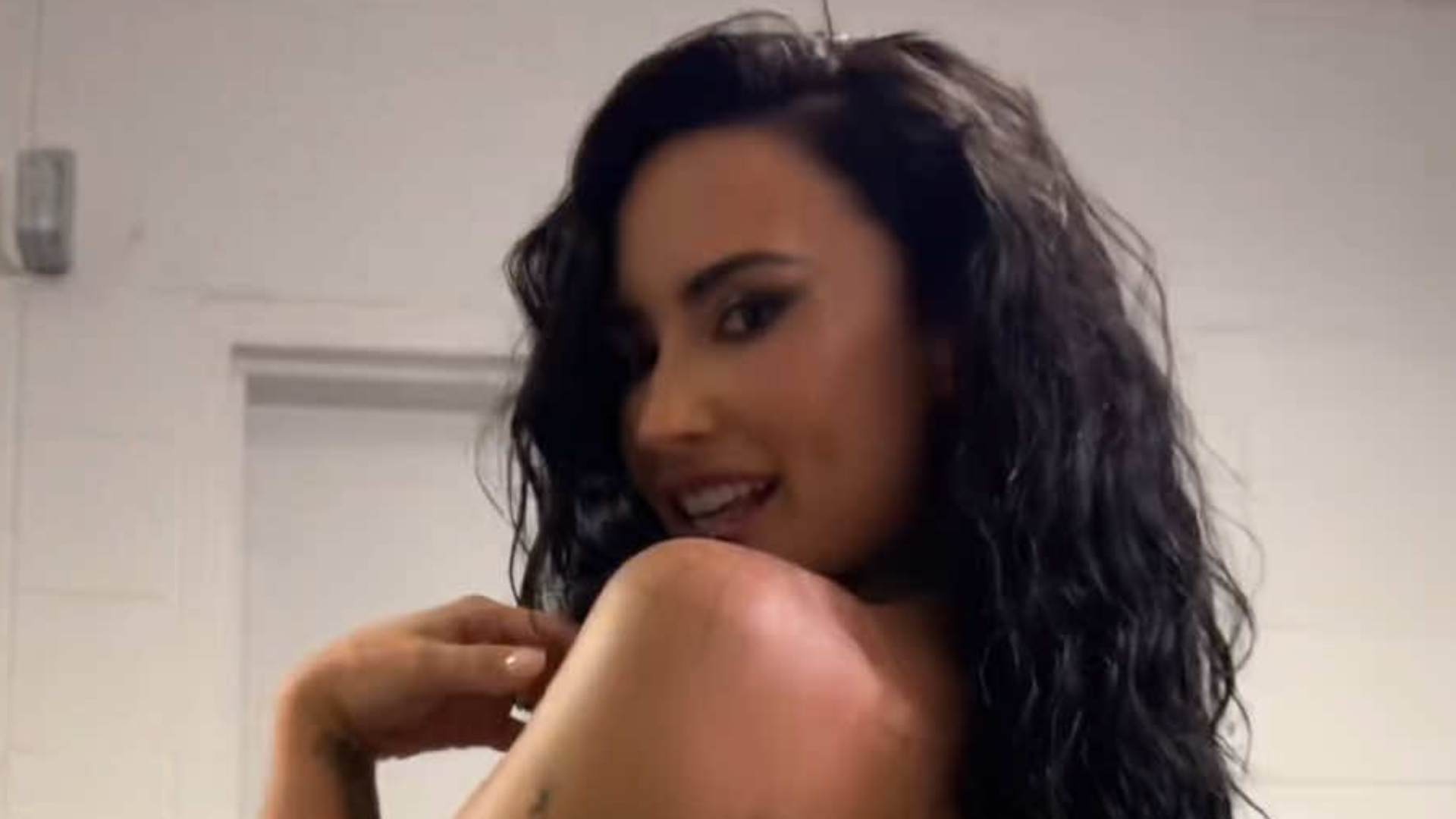 “She’s breathtaking”: Demi Lovato wins fans’ hearts