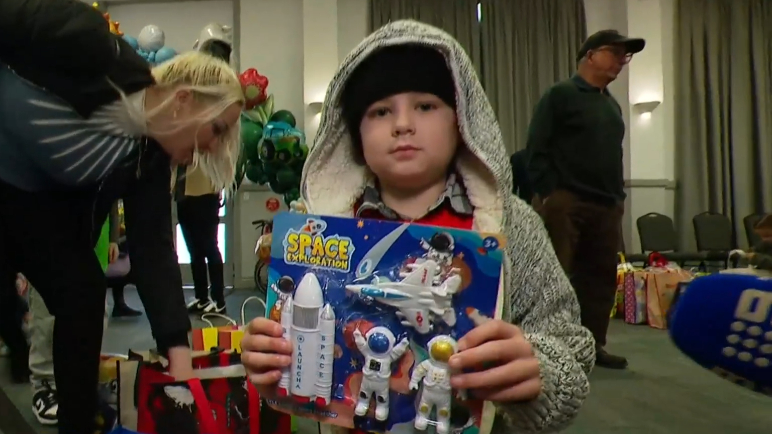 Kids try out showbags ahead of Royal Adelaide Show