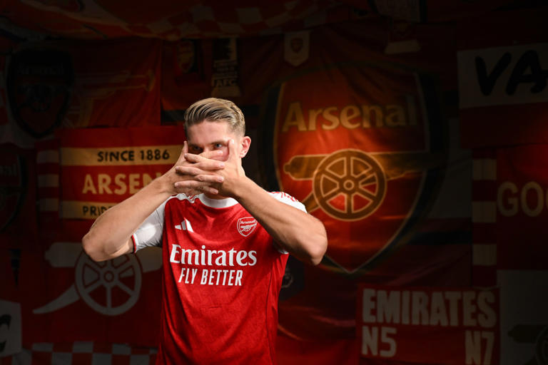 Story behind Viktor Gyokeres' goal celebration.