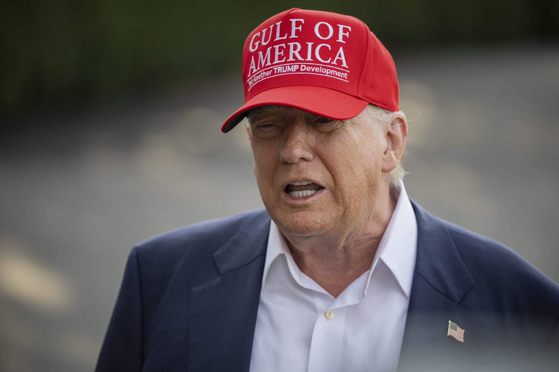 Trump a durci ses tarifs contre le Canada sur fond d’accusations infondées