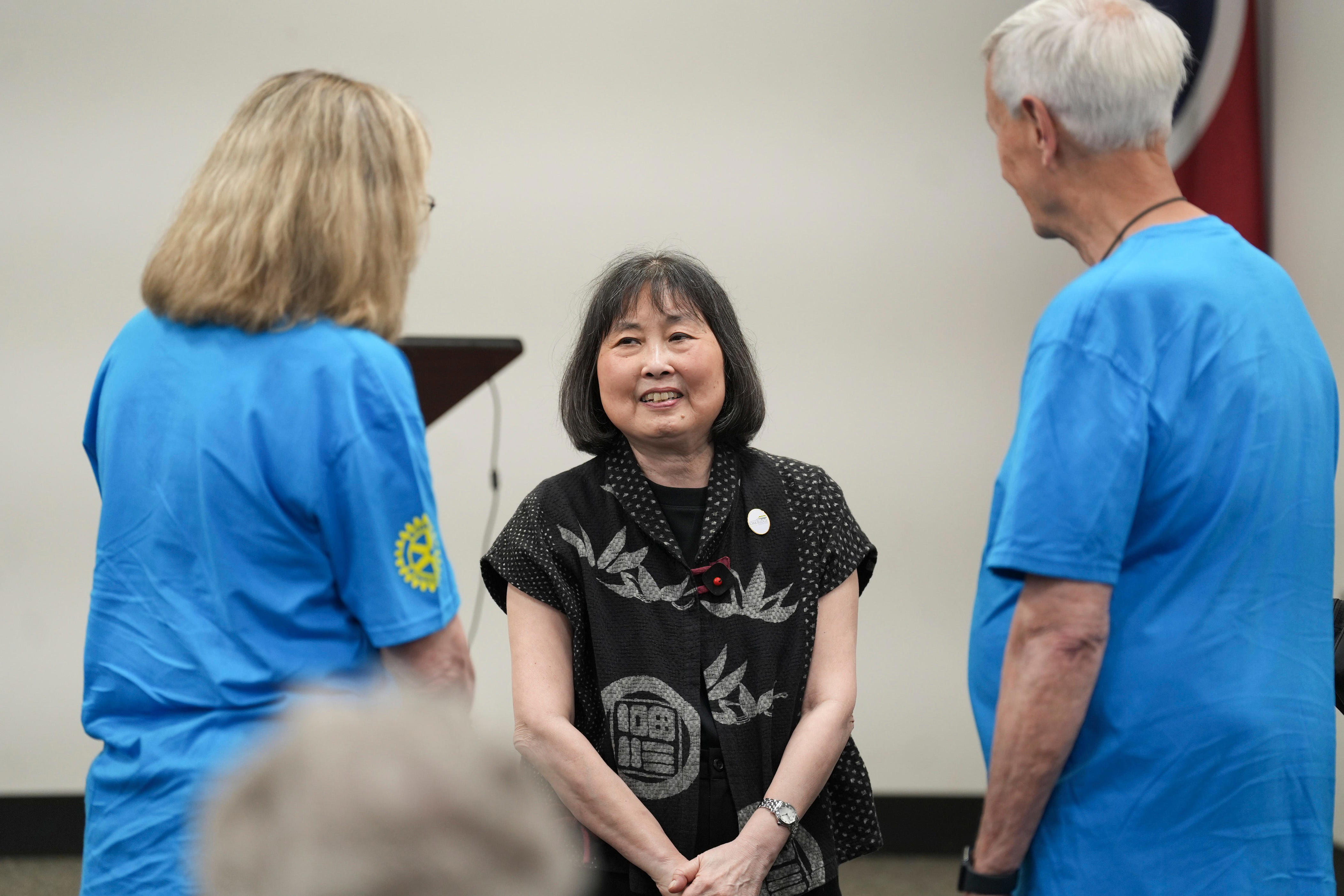 Storyteller Anne Shimojima enchants Oak Ridge audience with folk tales ...