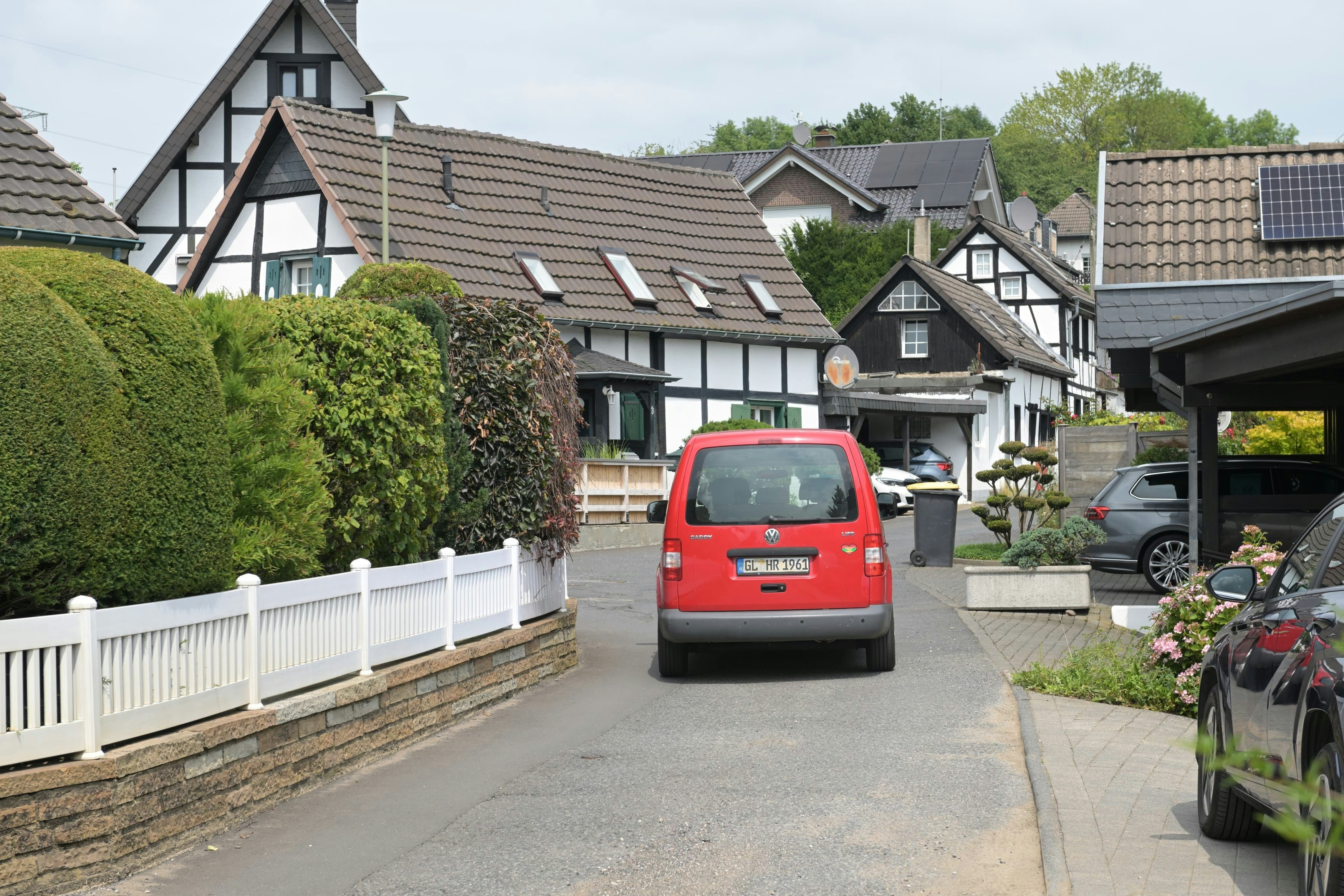 Verkehr in Rösrath: Planer zeigen Lösungen für Menzlingen auf