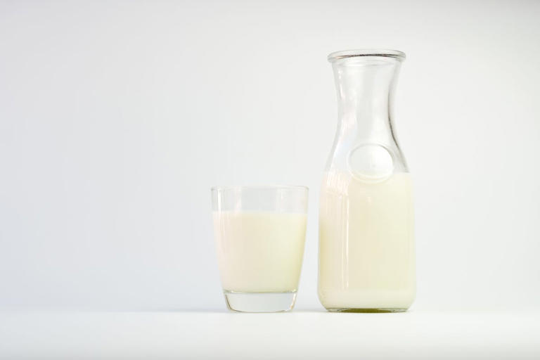 Ranked: The 7 healthiest milks you should be drinking—from cow’s milk ...