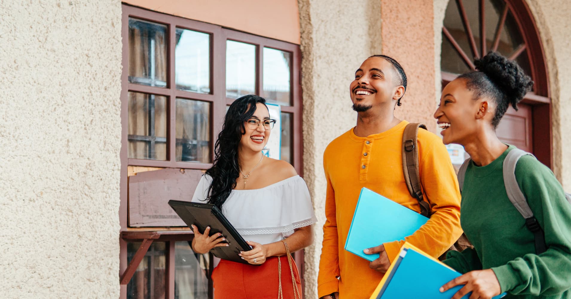 10 colleges where students are happiest with their financial aid