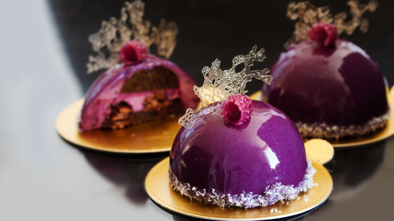 What Is Isomalt Sugar And How Do You Use It?