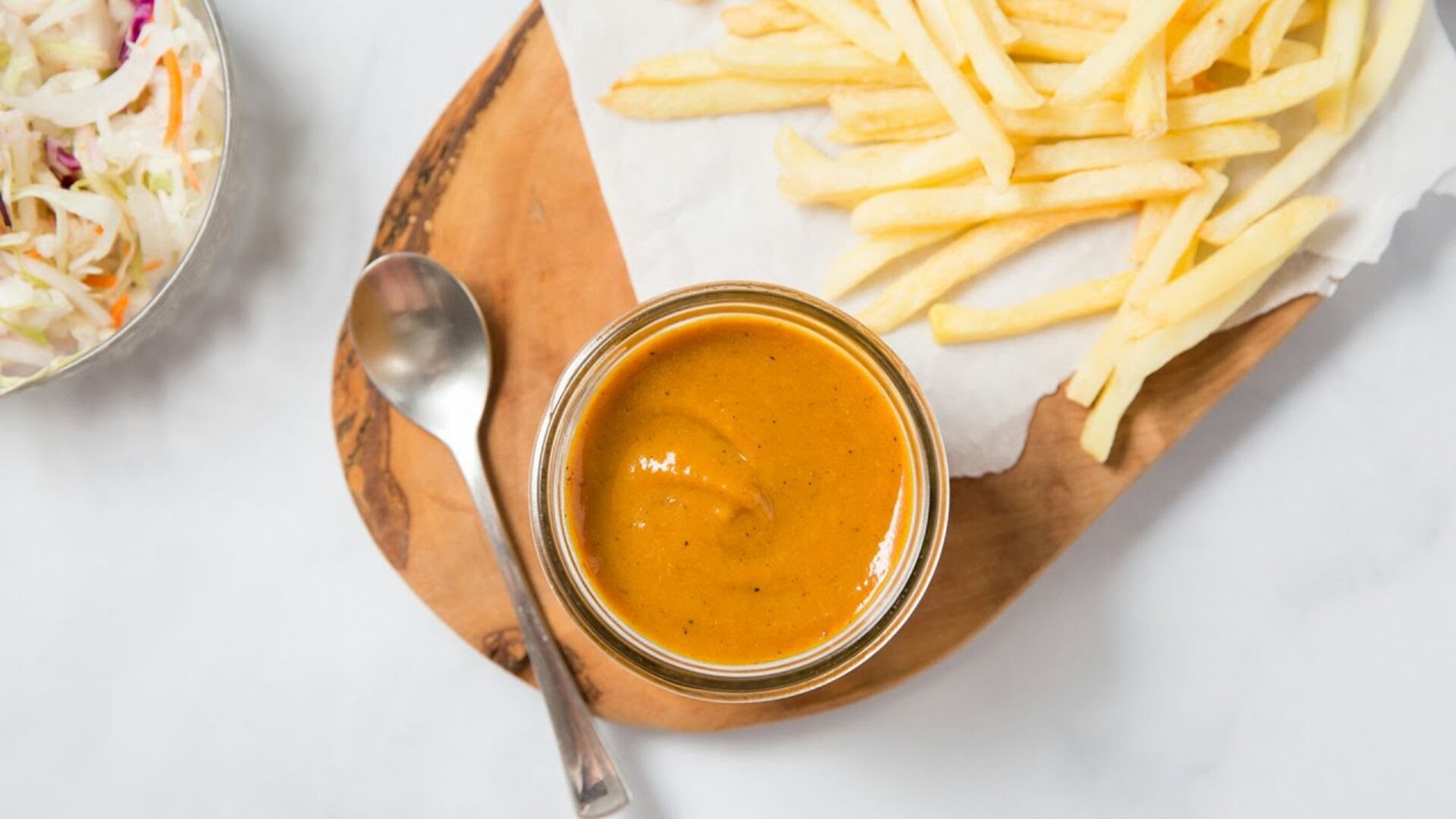 This Carolina BBQ-Style Honey Mustard Recipe Is Sweet And Tangy