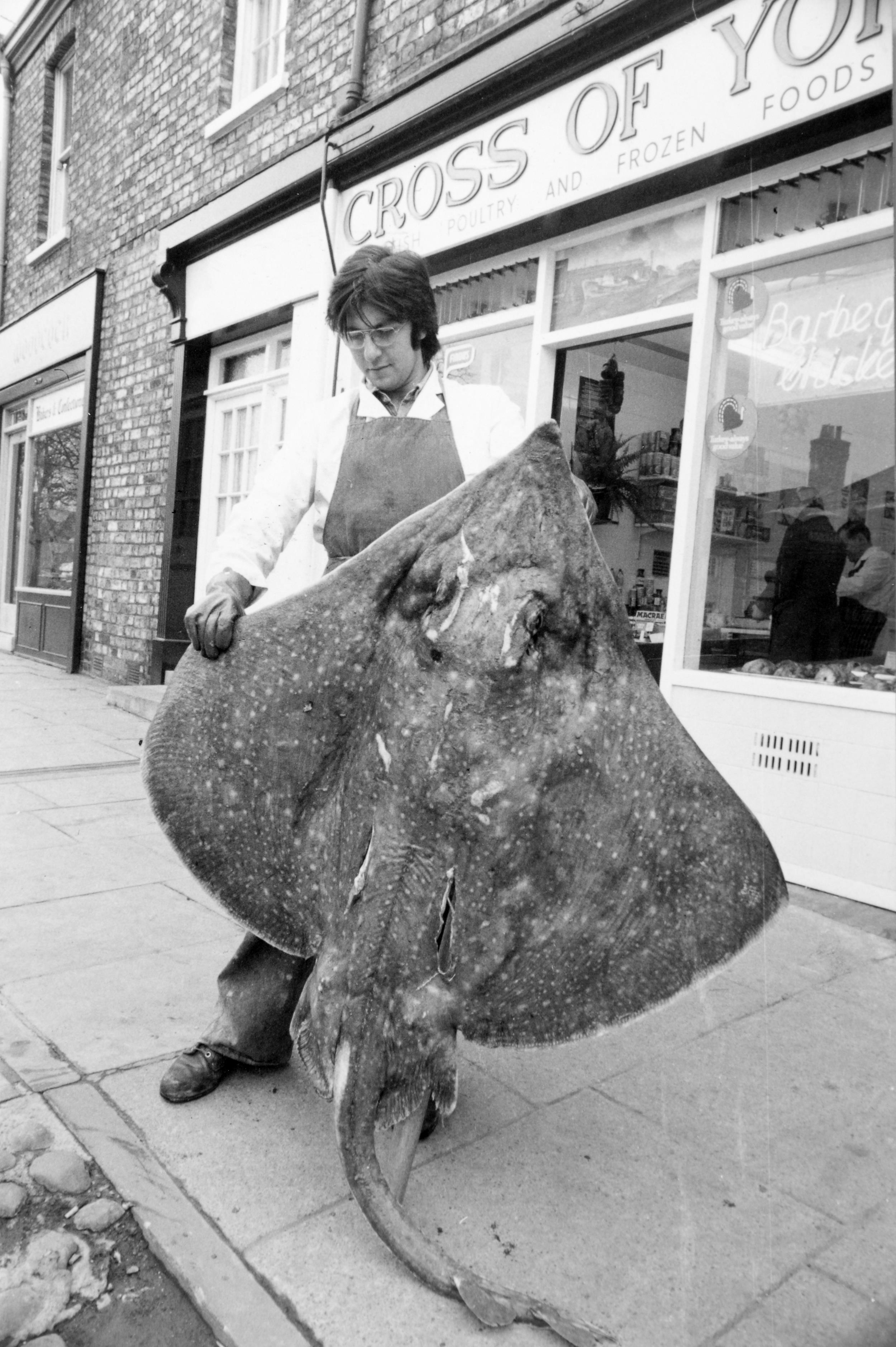Yorkshire retro: 27 of the best photos taking you back to 1976, when ...