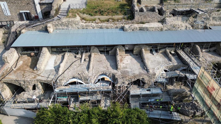The eerie remains of Pompeii seem untouched. But new findings reveal a ...