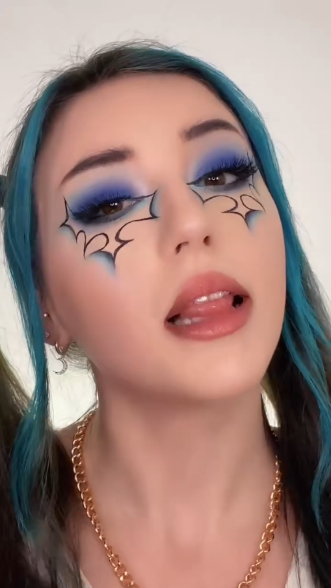 Eyeshadow Look That Brings the Real Speed