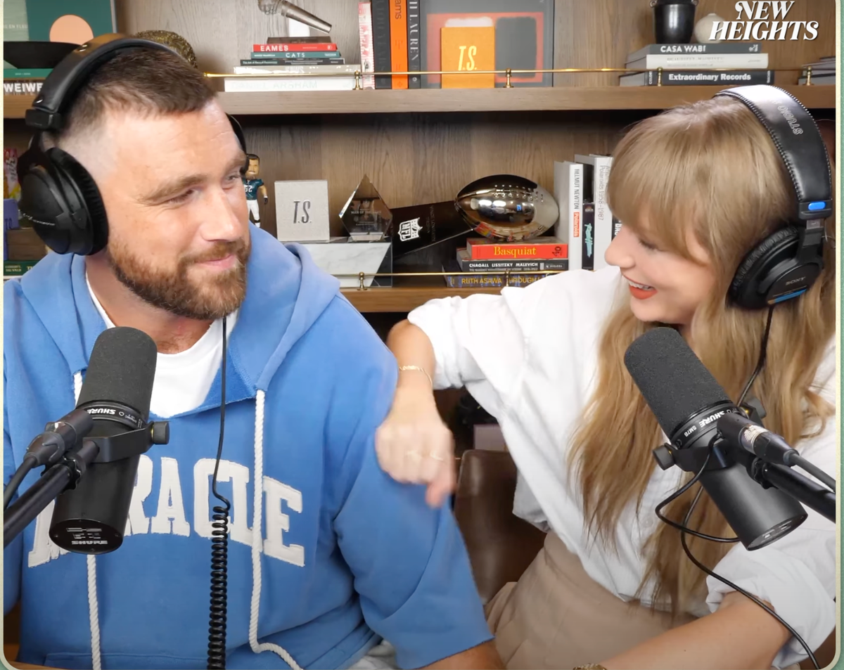 Taylor and Travis’s Body Language On 'New Heights' Totally Hinted at a ...