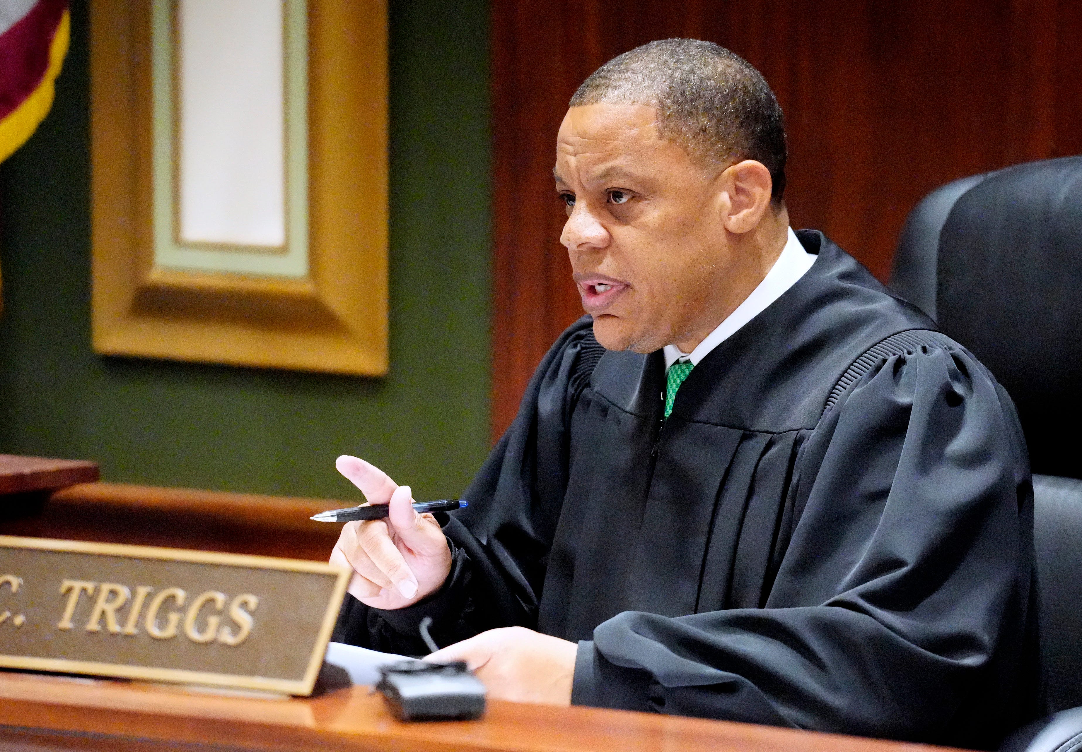 Prosecutors fighting judge's ruling to release Cincinnati brawl grand ...