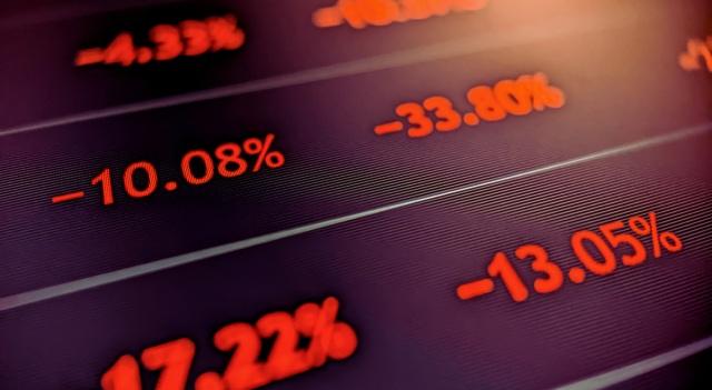 Scienture Shares Plunge After $3.9 Million Discounted Offering Announcement